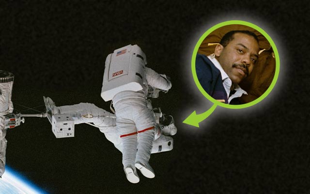 News-O-Matic | Students Speak with Historic Spacewalker!